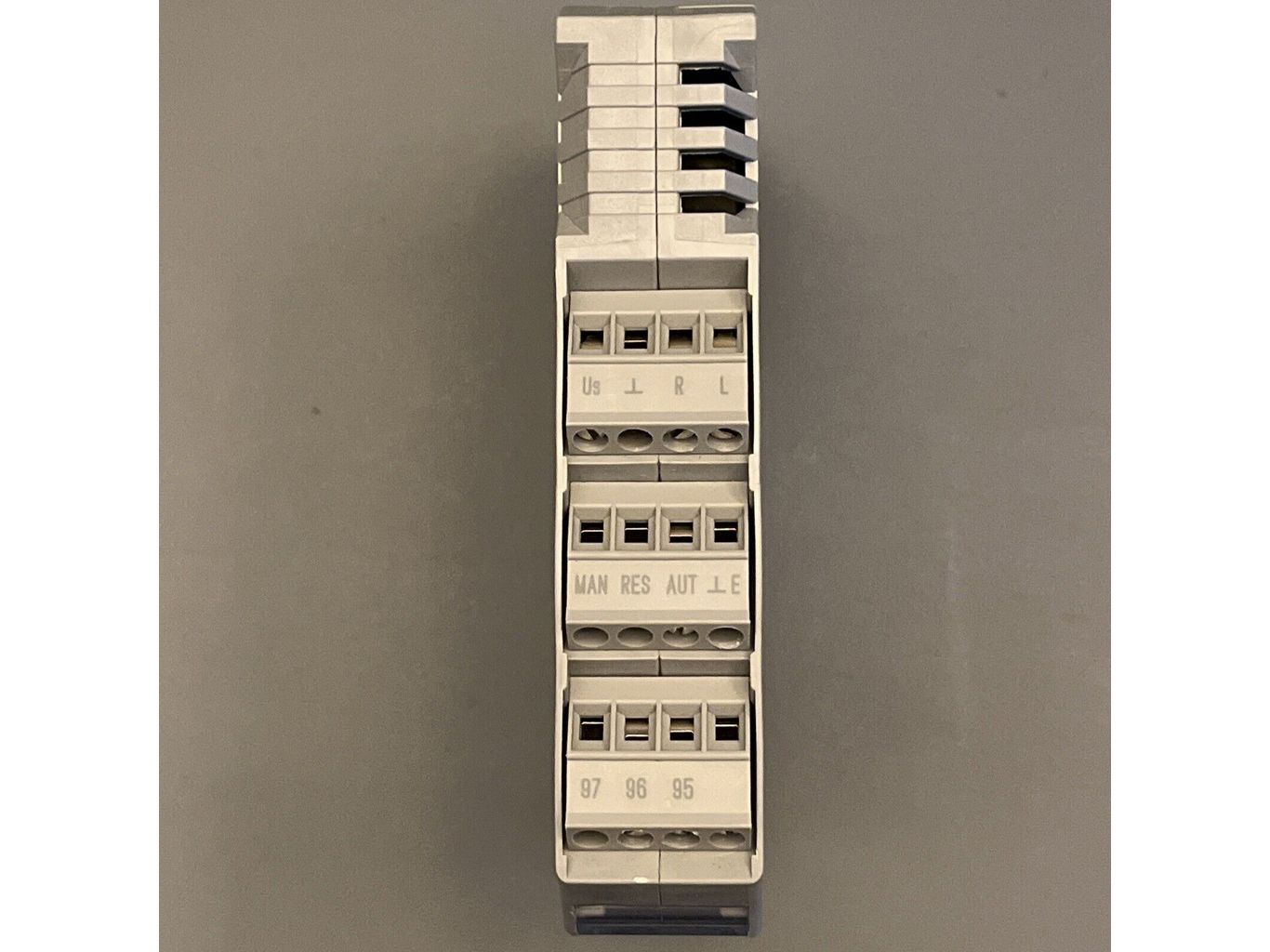 PHOENIX CONTACT ELR H5-IES-SC-24DC/500AC-2