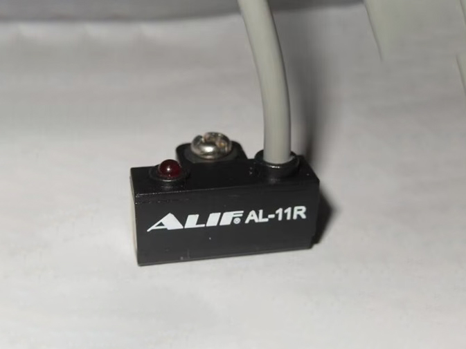 Công tắc ALIF AL-11R 2M | CHÍNH HÃNG - BẢO HÀNG 12 THÁNG